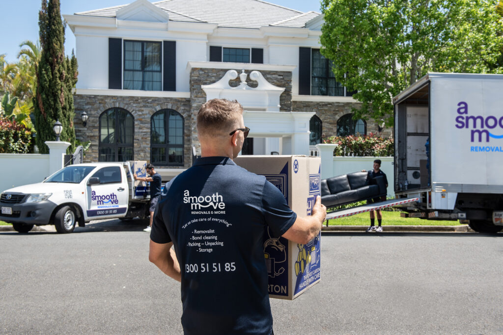 5 Reasons To Hire A Smooth Move Removal | A Smooth Move Removals
